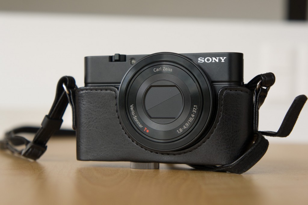 Size Matters, The Sony RX100 Review part I | Little Big Traveling Camera